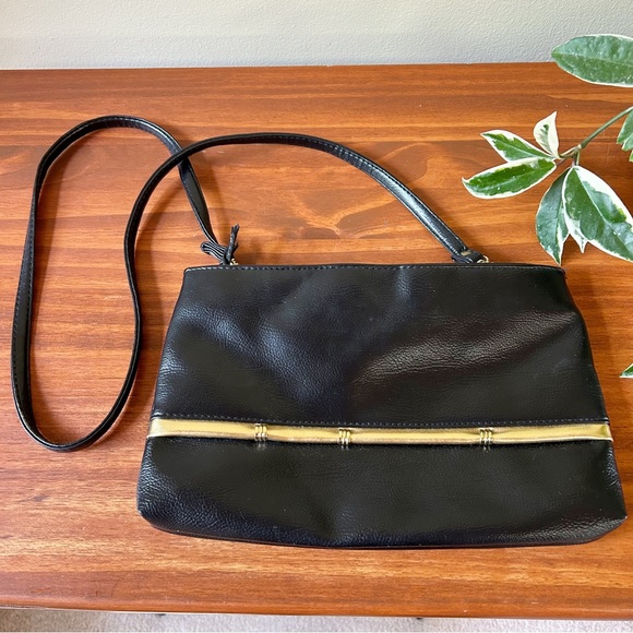 Vintage | Bags | Vintage 98s Black Gold Purse | Poshmark